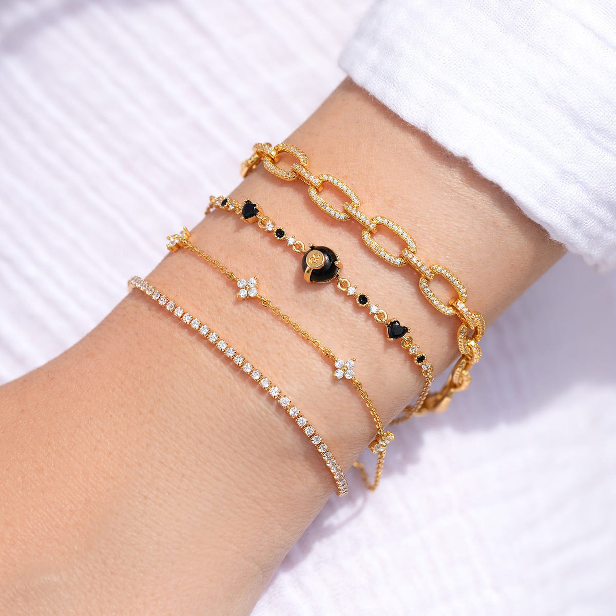 Magic 8 Ball Bracelet – Girls Crew